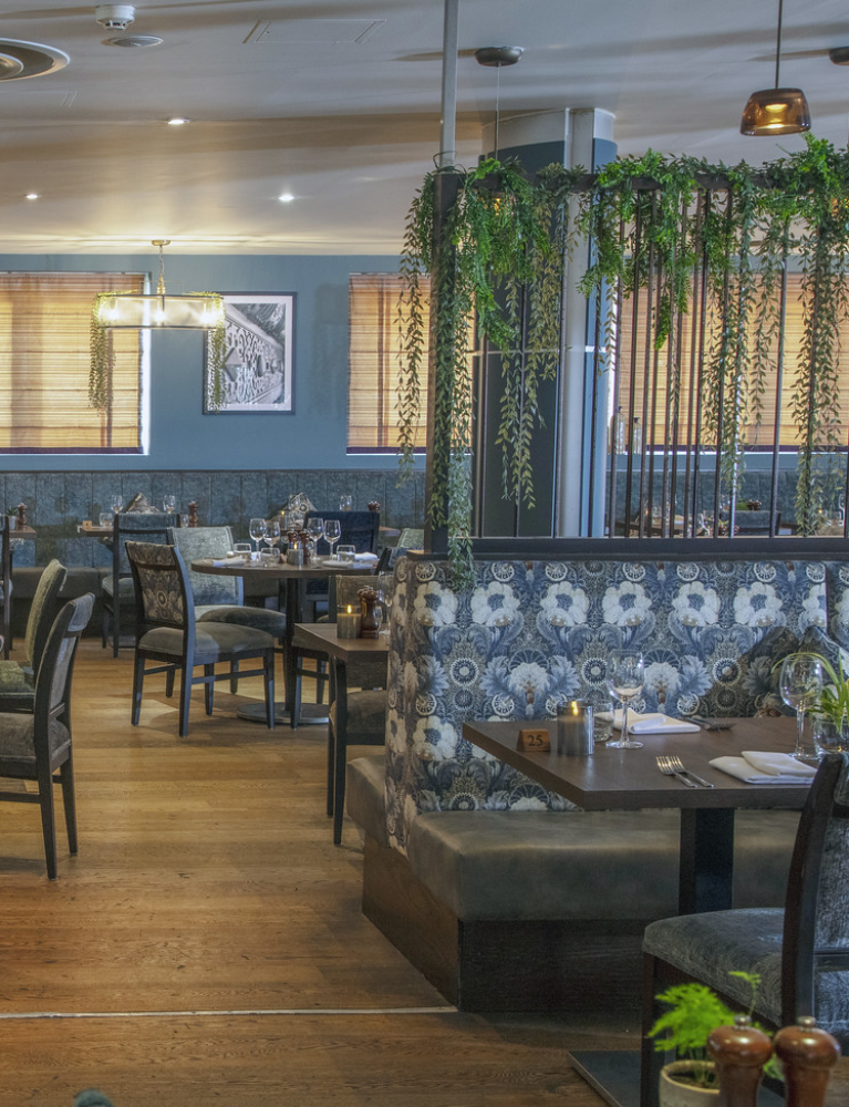 Restaurant, Bar & Private Dining in Cheshire | Crewe Hall Hotel