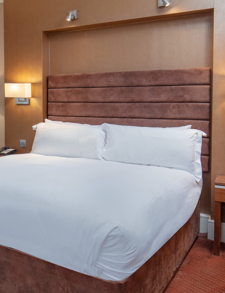 Classic Hotel Rooms In Crewe, Cheshire | Crewe Hall Hotel